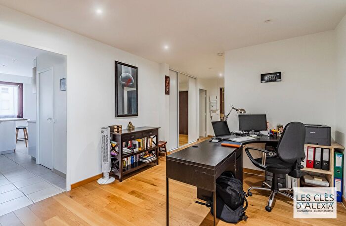 Appartement à vendre - Villeurbanne, Léon Blum, Bon Coin - 5 pièces - 3 chambres