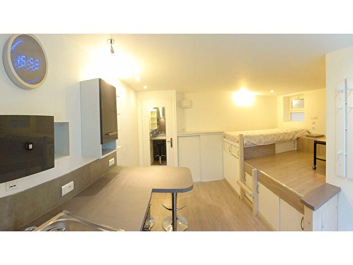 Appartement 1 pièce à Saint-Martin-dHères, Bidal, Peri, à louer