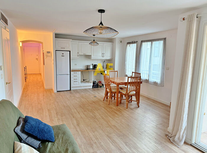 Appartement à vendre - Saint-Raphaël, Plateau Notre-Dame - 2 pièces - 1 chambre