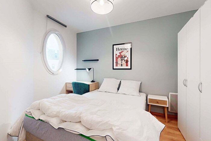Le Fresnay-Vieux Pays, Sartrouville : Appartement 1 pièce à louer
