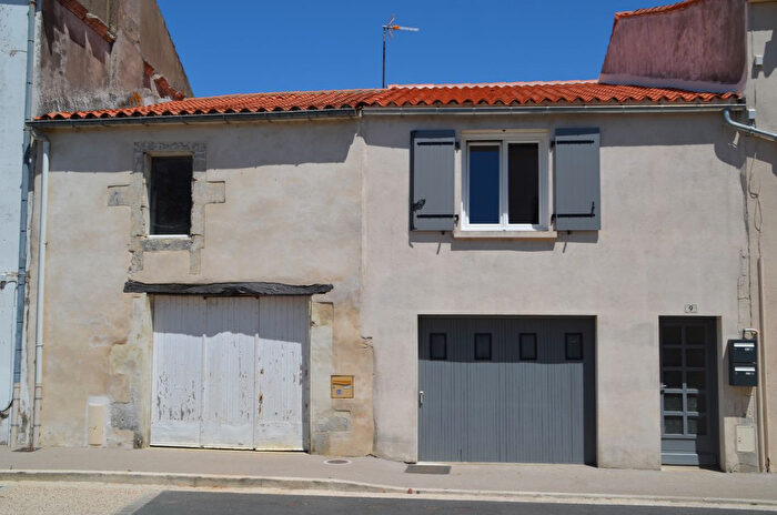 Appartement à louer - Saint-Jean-de-Beugné - 2 pièces - 1 chambre