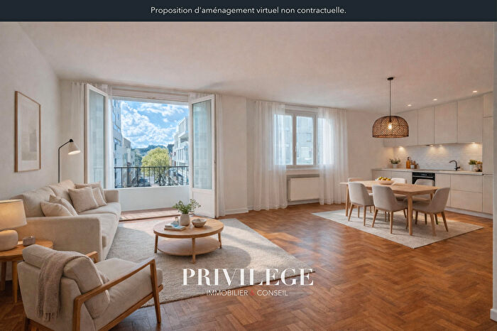 Appartement à vendre - Villeurbanne - 4 pièces - 2 chambres