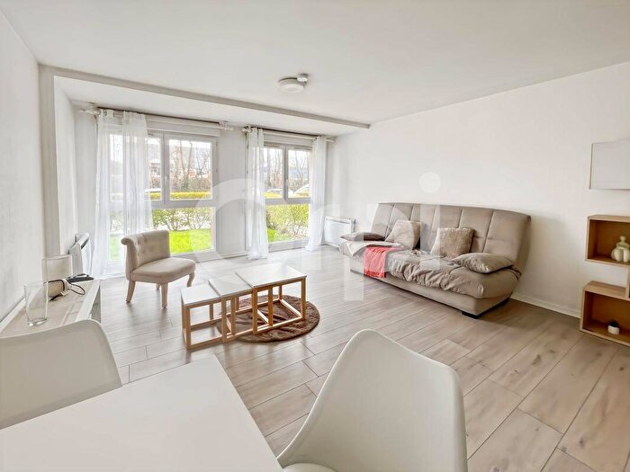 Appartement à louer - Villevert, Senlis - 1 pièce