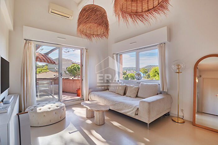 Appartement 4 pièces à vendre - Aix-en-Provence, Val Saint-André