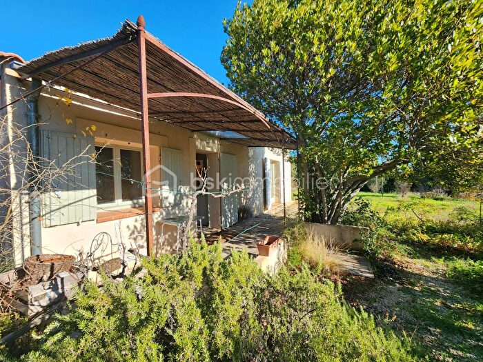 Maison 5 pièces à Puyvert, à vendre