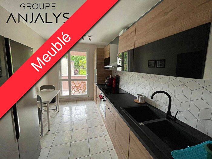 Appartement à louer - Belleroche, Villefranche-sur-Saône - 3 pièces - 2 chambres