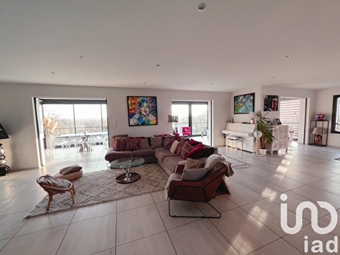 Maison à vendre - Amilly - 9 pièces - 5 chambres