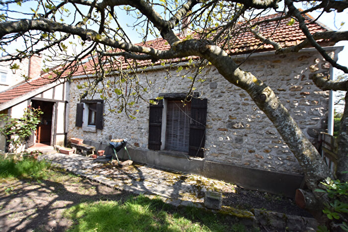 Maison 4 pièces à vendre à Réau