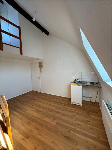 Appartement à louer - Loos, Centre-ville - 1 pièce