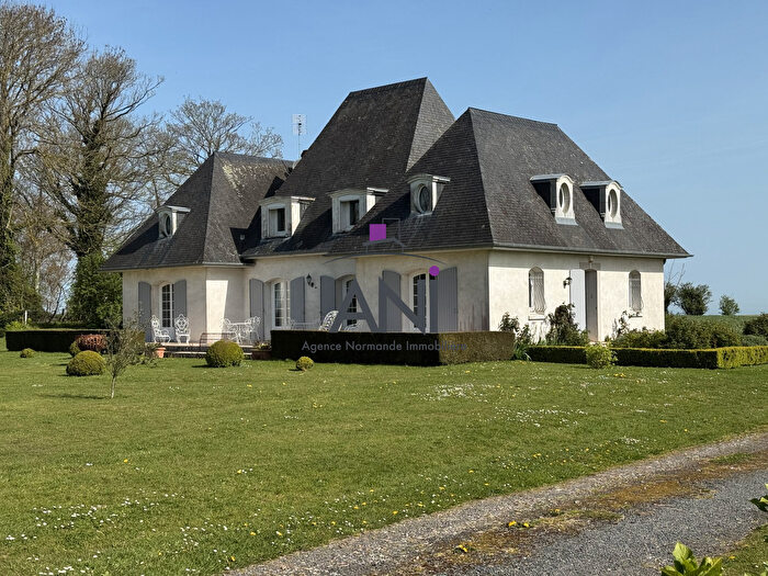 Maison 9 pièces à Biville-sur-Mer, à vendre