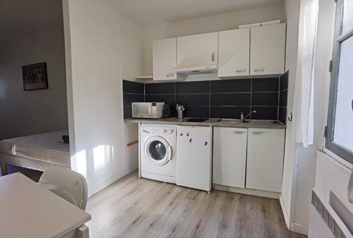 Appartement 1 pièce à louer - Marseille e, Grands Carmes