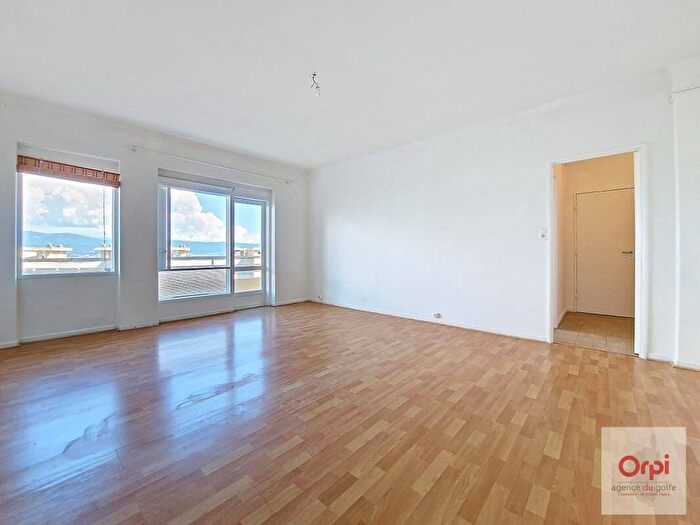 Centre Ville, Ajaccio : Appartement 2 pièces à louer