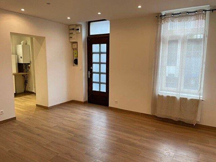 Maison à louer - Saint-Quentin - 3 pièces - 2 chambres