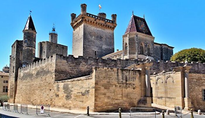 Appartement à vendre - Uzès - 3 pièces - 2 chambres