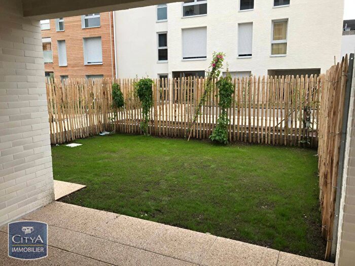 Parc Saint Christophe, Cergy : Appartement 2 pièces à louer