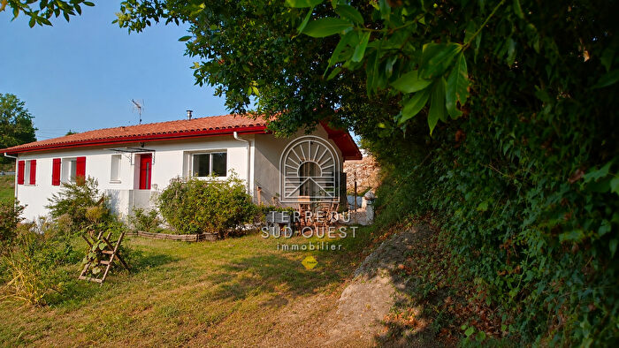 Maison 5 pièces à Urcuit, à vendre