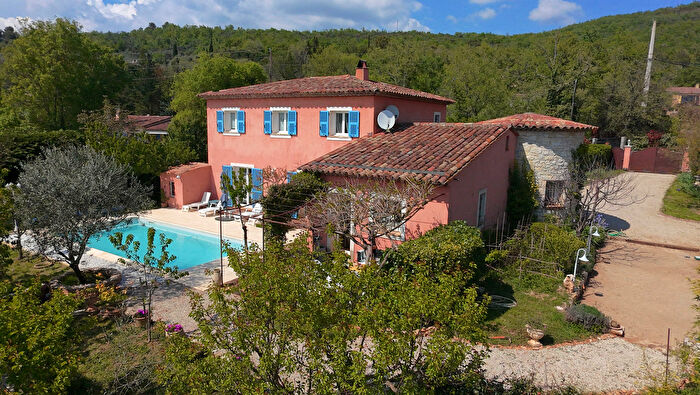 Maison à vendre - Saint-Cézaire-sur-Siagne - 6 pièces - 4 chambres