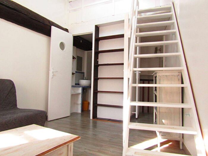 Pomérols : Maison 2 pièces à louer