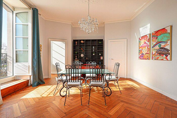 Appartement à louer - Decré-Cathédrale, Nantes - 3 pièces - 2 chambres