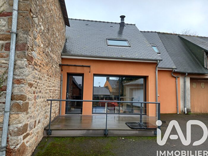Maison à vendre - Villaines-la-Juhel - 7 pièces - 4 chambres