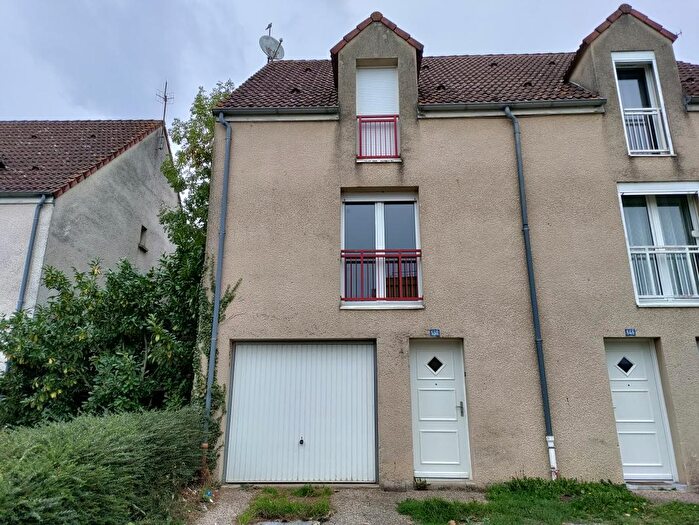 Maison à vendre - Noyon, Est - 4 pièces - 3 chambres