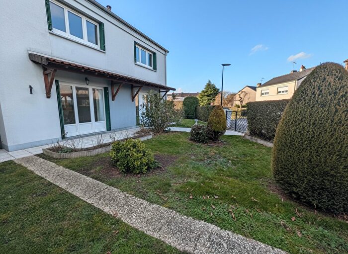 Maison à vendre - Villepreux - 5 pièces - 4 chambres