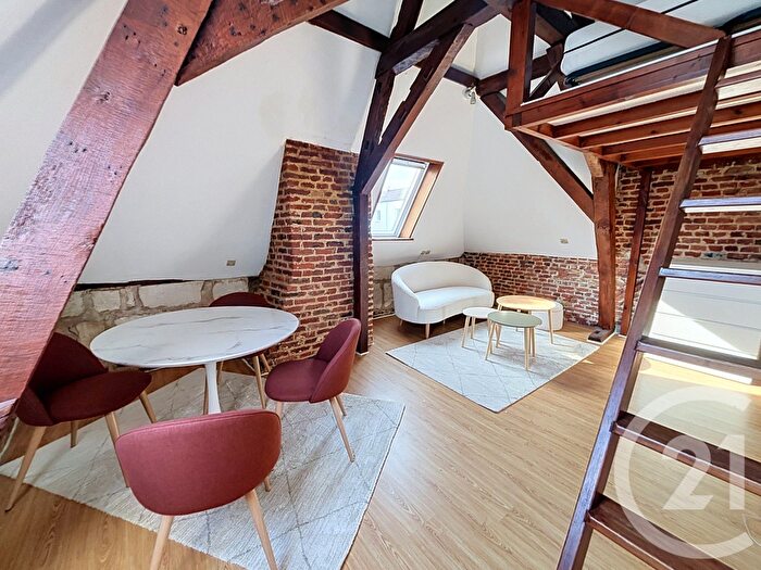 Appartement 1 pièce à Lille, Vieux Lille, à louer