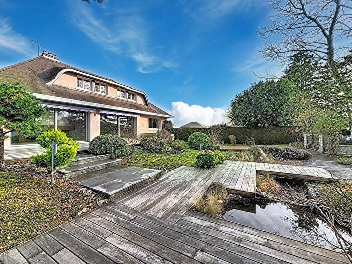 Maison à vendre - Bray-et-Lû - 7 pièces - 6 chambres