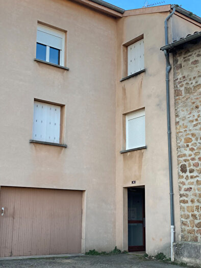 Appartement à louer - Roiffieux - 2 pièces - 1 chambre