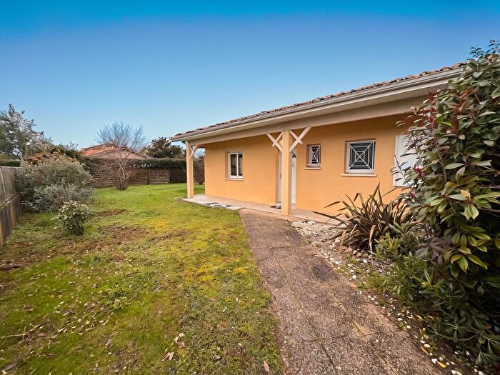 Maison à louer - Biganos - 5 pièces - 3 chambres