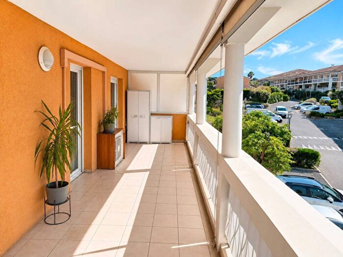 Croix des Gardes, Cannes - Appartement 2 pièces à louer