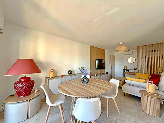 Appartement à vendre - Fréjus, Fréjus Plage - 4 pièces - 2 chambres