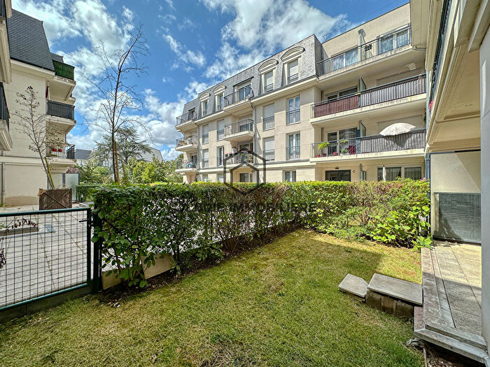 Appartement à louer - Villecresnes - 2 pièces - 1 chambre