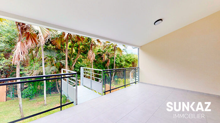 Maison à louer - Létang-Salé, Canots - 4 pièces - 3 chambres