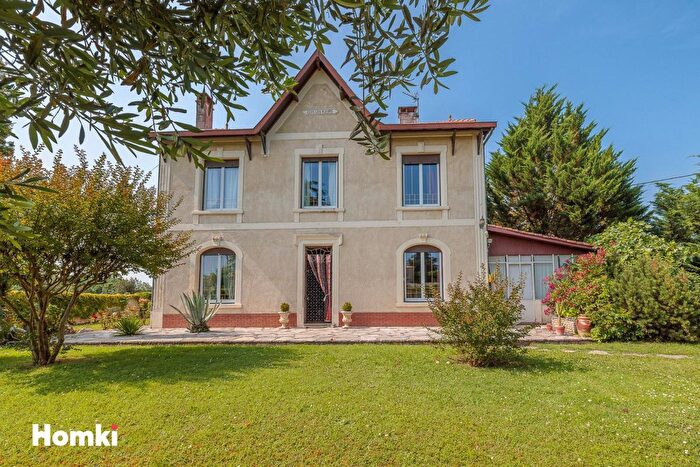 Maison à vendre - Les Peintures - 8 pièces - 5 chambres