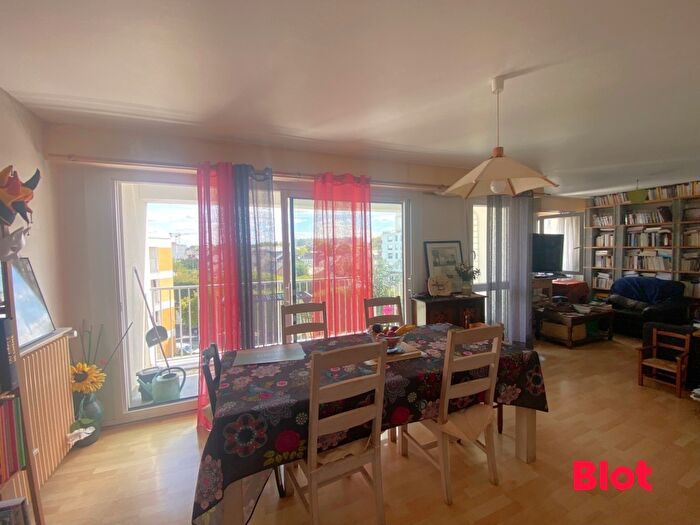 Quartiers Sud-Est, Cimetière de l'Est - Appartement 4 pièces à vendre