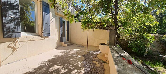 Appartement à louer - Tulette - 2 pièces - 1 chambre