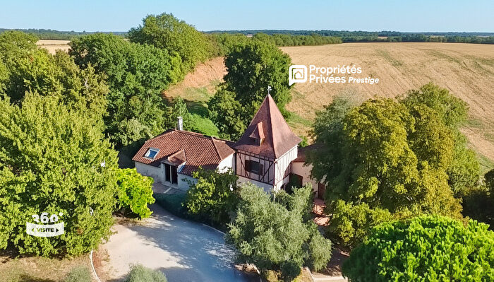 Maison 8 pièces à vendre à Laroque-Timbaut