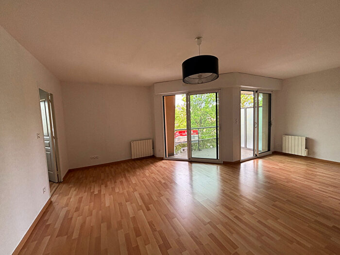 Appartement 2 pièces à Laval, Hilard, à louer