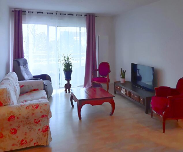 Appartement à vendre - Pessac, Le Monteil - 3 pièces - 2 chambres