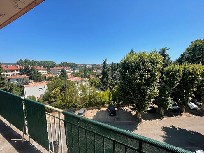 Appartement 4 pièces à Aix-en-Provence, Pont de l'Arc, à vendre