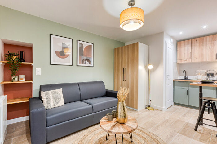 Appartement à louer - Nanterre, Centre-ville - 1 pièce