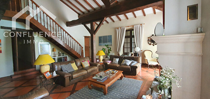 Maison à vendre - Aiguillon - 9 pièces - 4 chambres