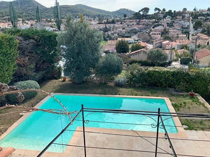 Maison à vendre - Allauch - 5 pièces - 4 chambres