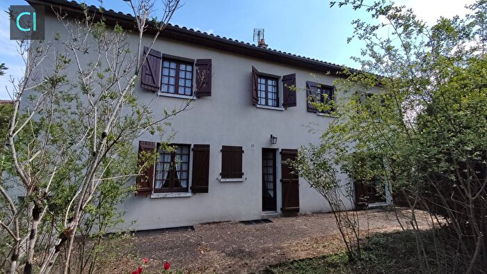 Maison à vendre - Brillac - 6 pièces - 3 chambres