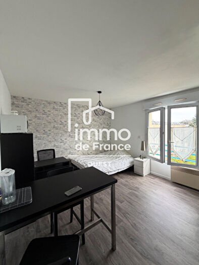 Appartement 1 pièce à Angers, Roseraie, à louer
