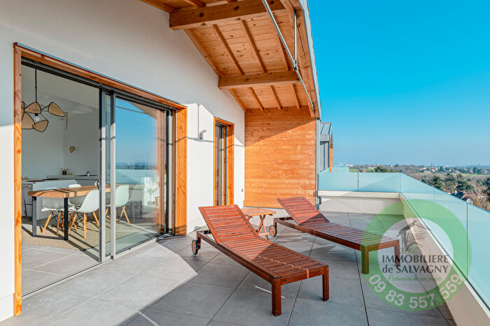 Appartement à vendre - La Tour-de-Salvagny - 4 pièces - 3 chambres