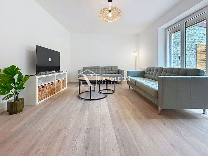 Maison 11 pièces à Hellemmes-Les Sarts, Lille, à louer