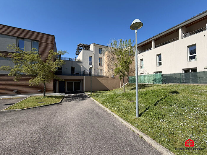 Appartement à vendre - Saint-Laurent-de-Mure - 4 pièces - 3 chambres