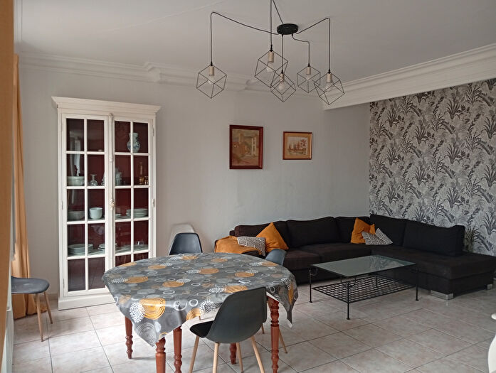 Appartement 3 pièces à Narbonne, Cité, à louer